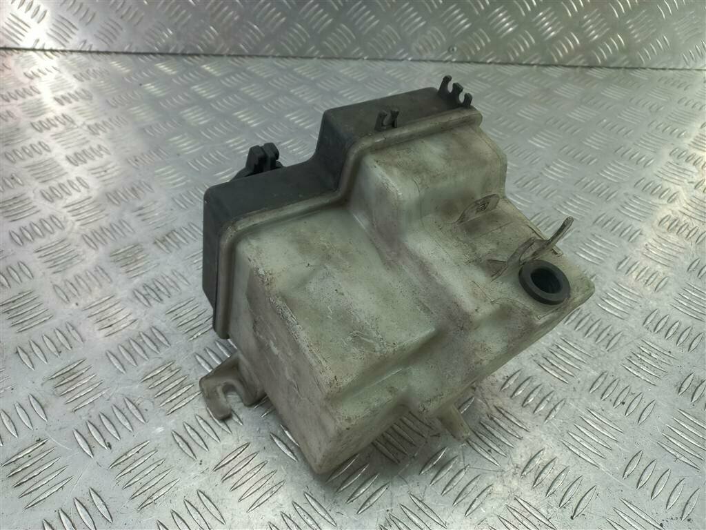 Бачок омывателя Б/У для Hyundai GETZ I (2002—2005) I рестайлинг (2005—2011) 986201C000