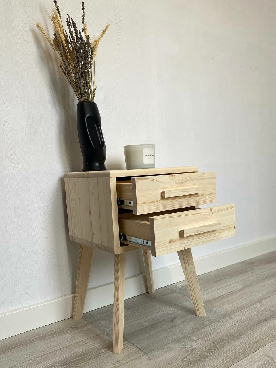 Прикроватная тумба тумбочка из массива дерева с двумя ящиками без окрашивания 400*300*530 мм