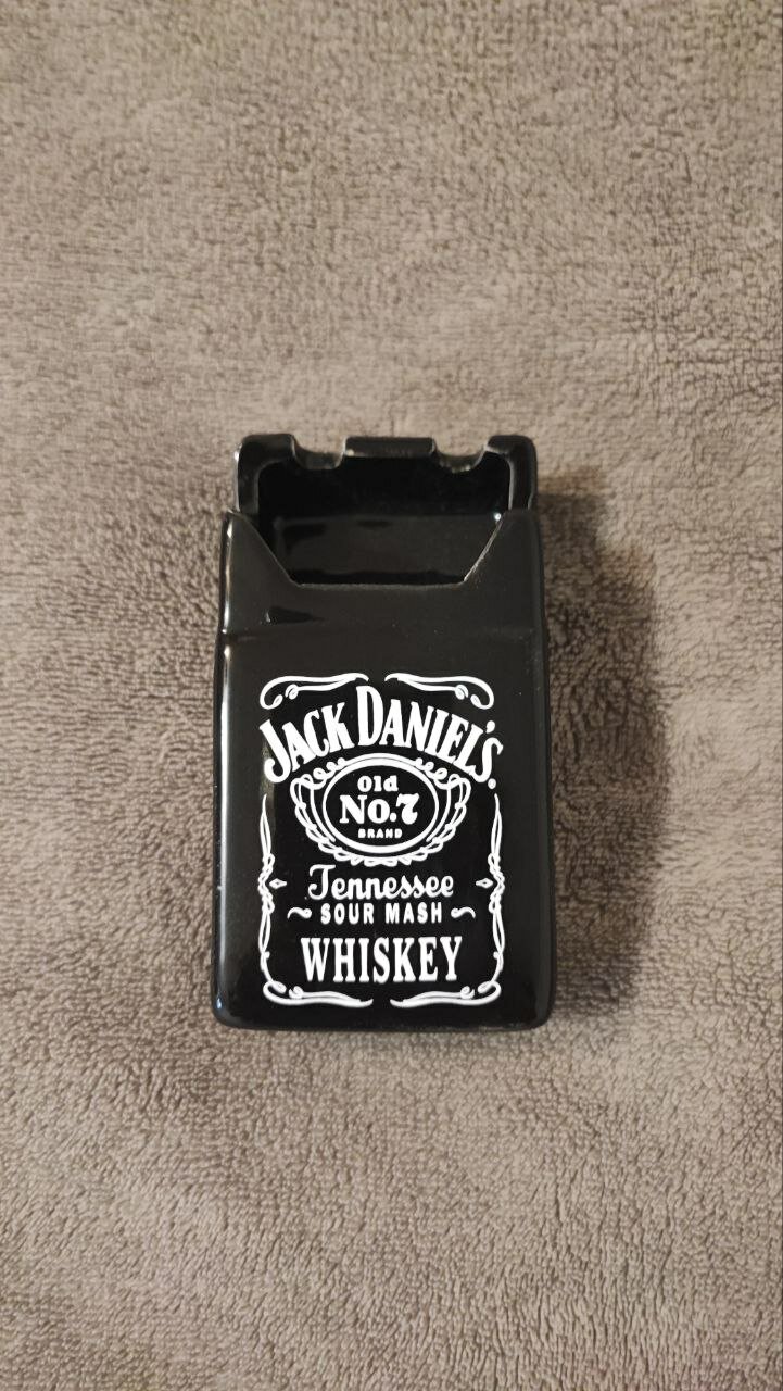 Урна-пачка сигарет "Marlboro", керамика, прямоугольная, уникальный дизайн