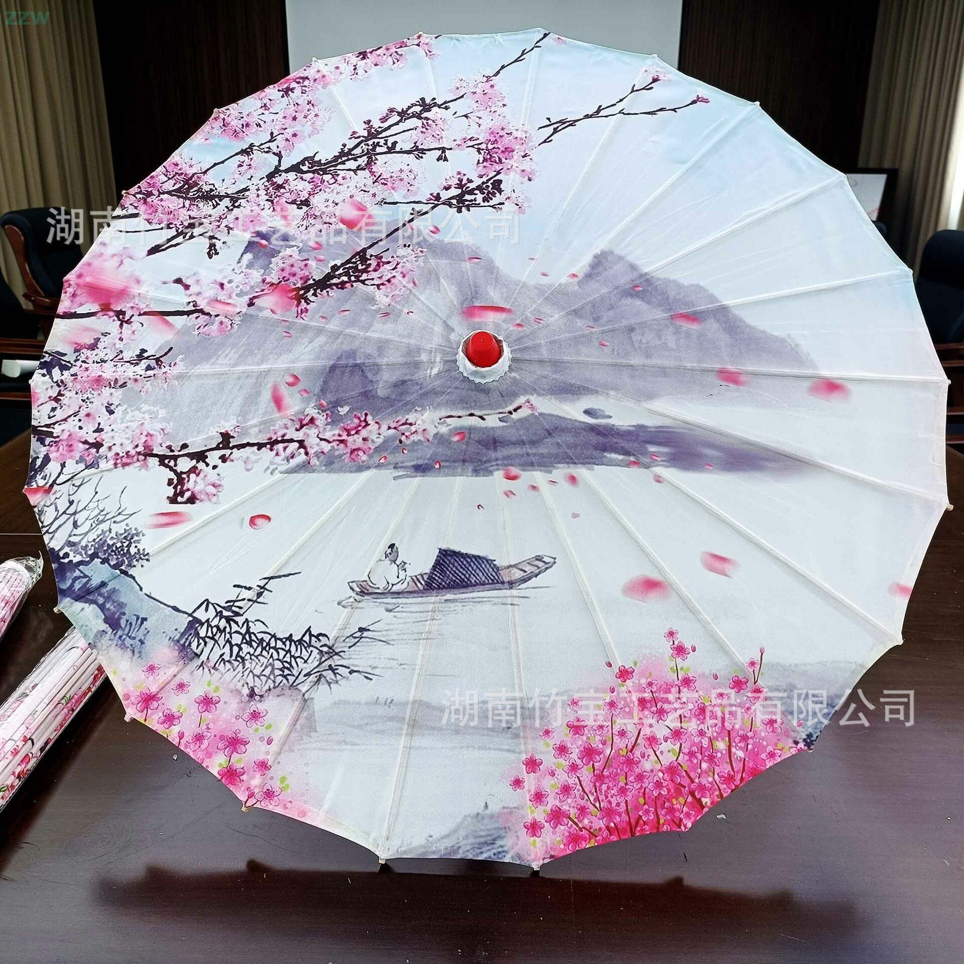 Китайский масляный бумажный зонтик