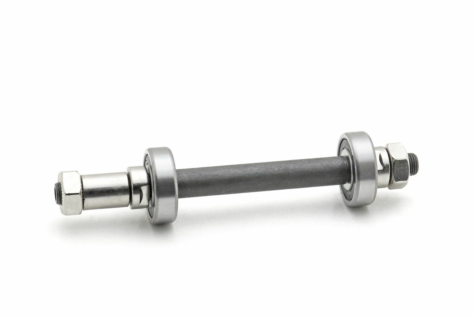 Ось втулки заднего колеса с гайками 3/8"*145 мм MTB на промподшипниках 6200, под гайки