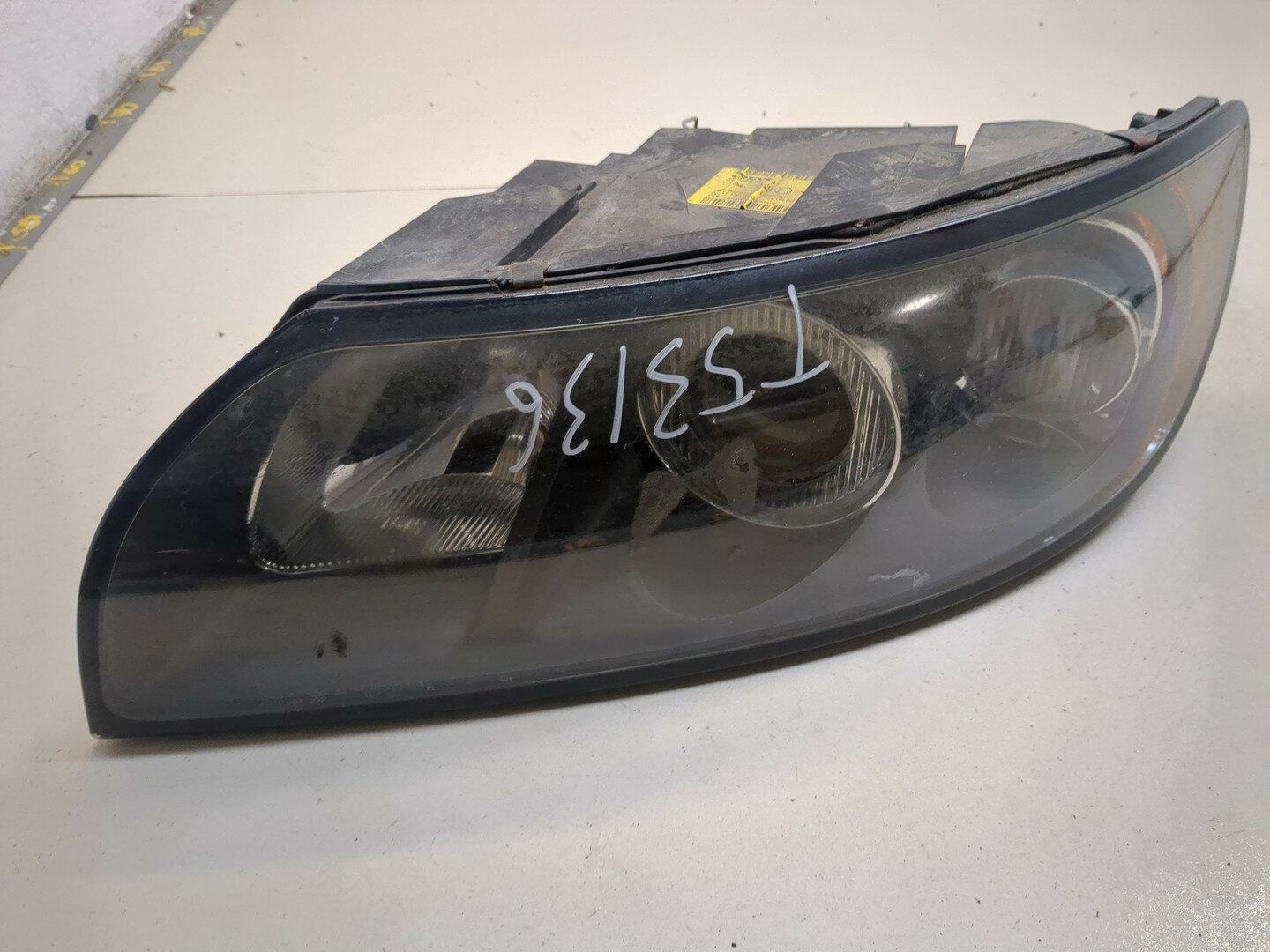 Фара (передняя) левая Volvo S40 Б/У