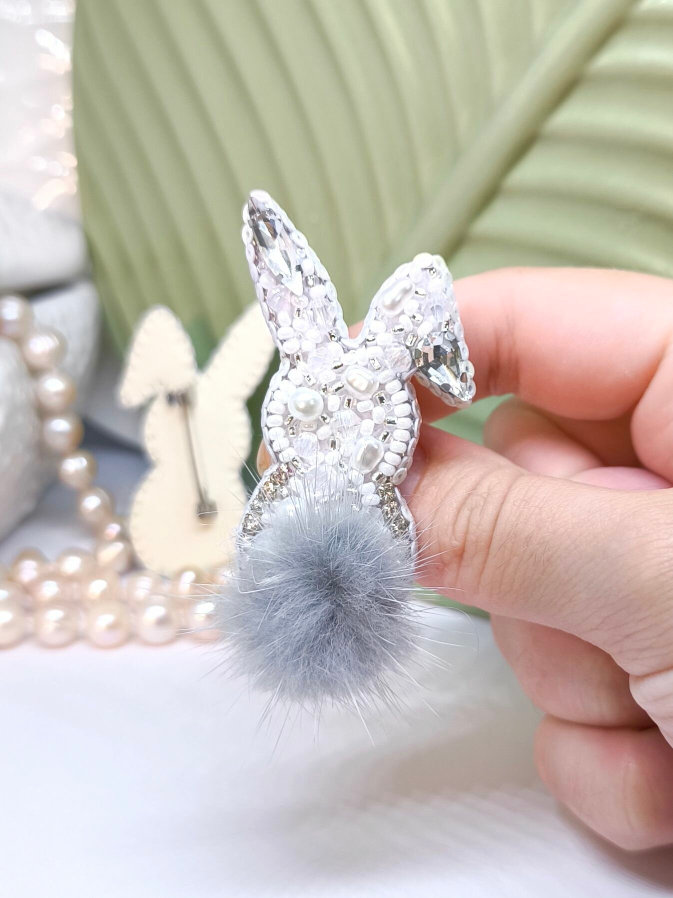 Брошь, бисер, кристалл, стекло