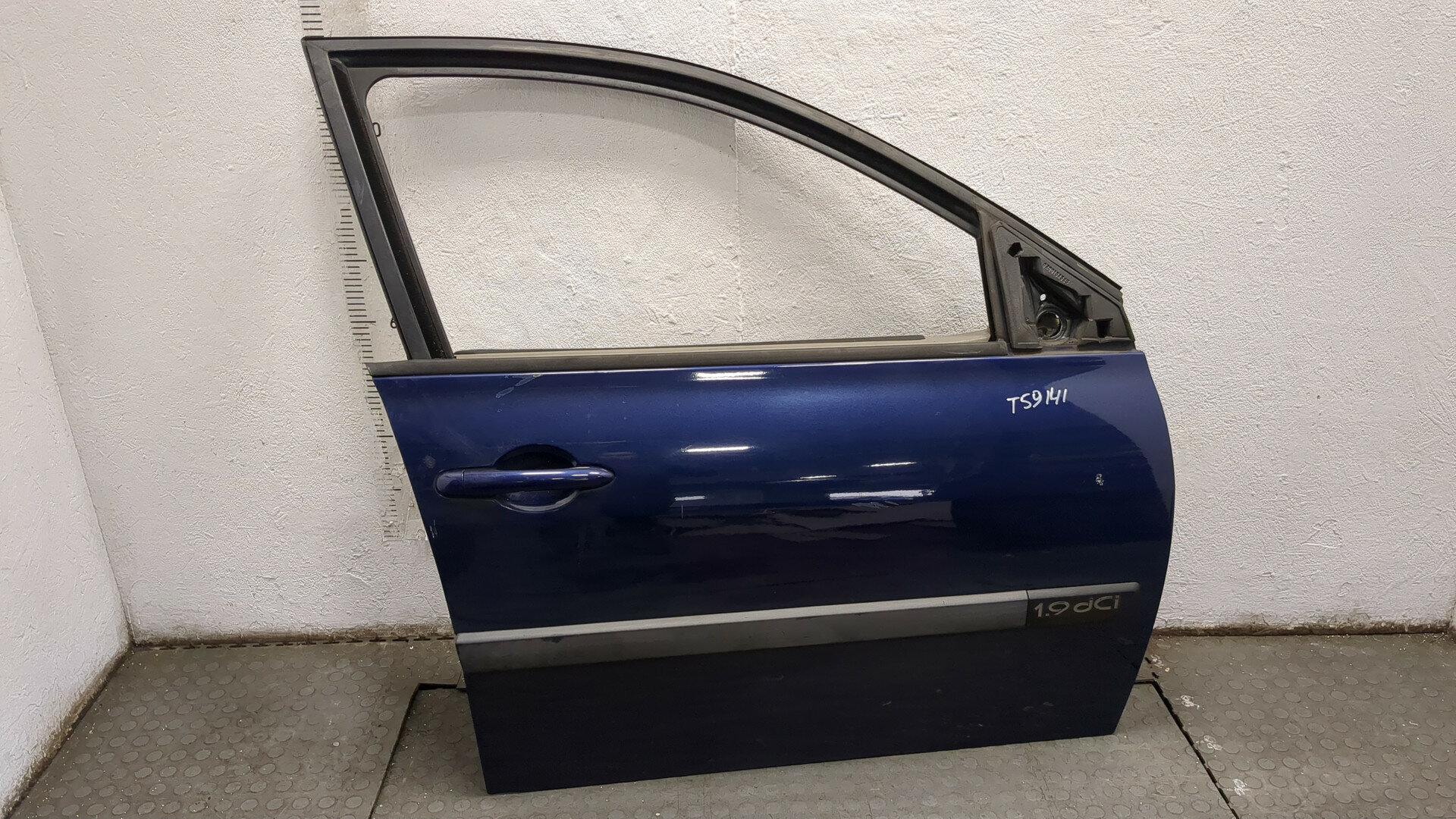 Дверь боковая (легковая) правая передняя Renault Megane 2 Б/У