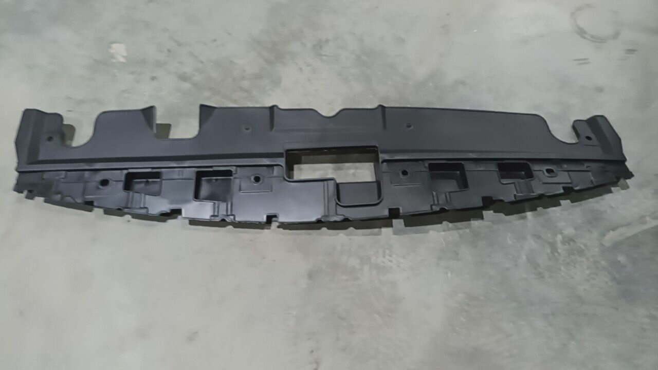 Панель решетки радиатора верхняя Chery Tiggo 4 FL (2018+) [2.0 16V 5MT внедорожник] 602000575AA