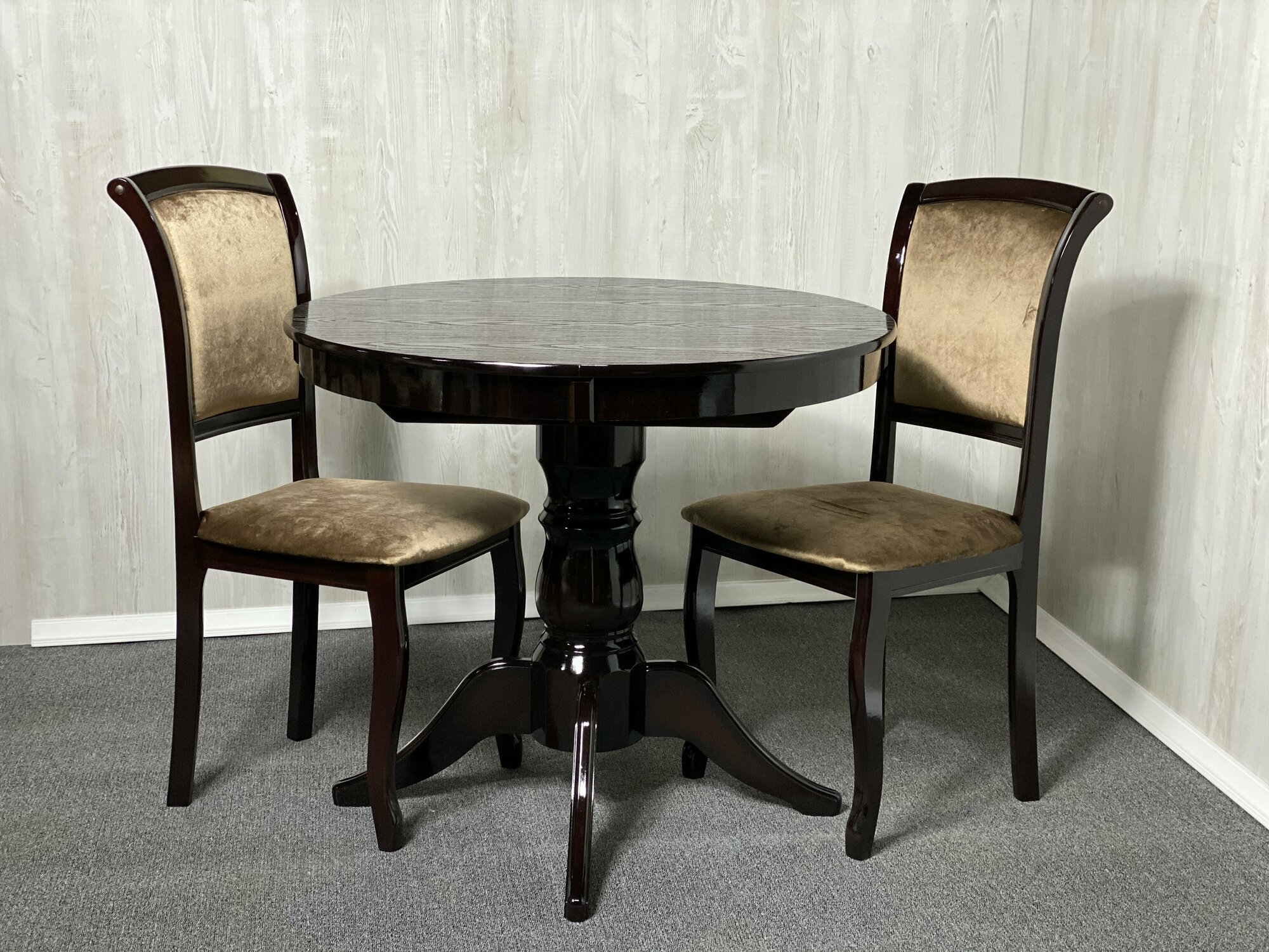 Обеденная группа, стол круглый раздвижной 90 см + 30 см и 2 стула