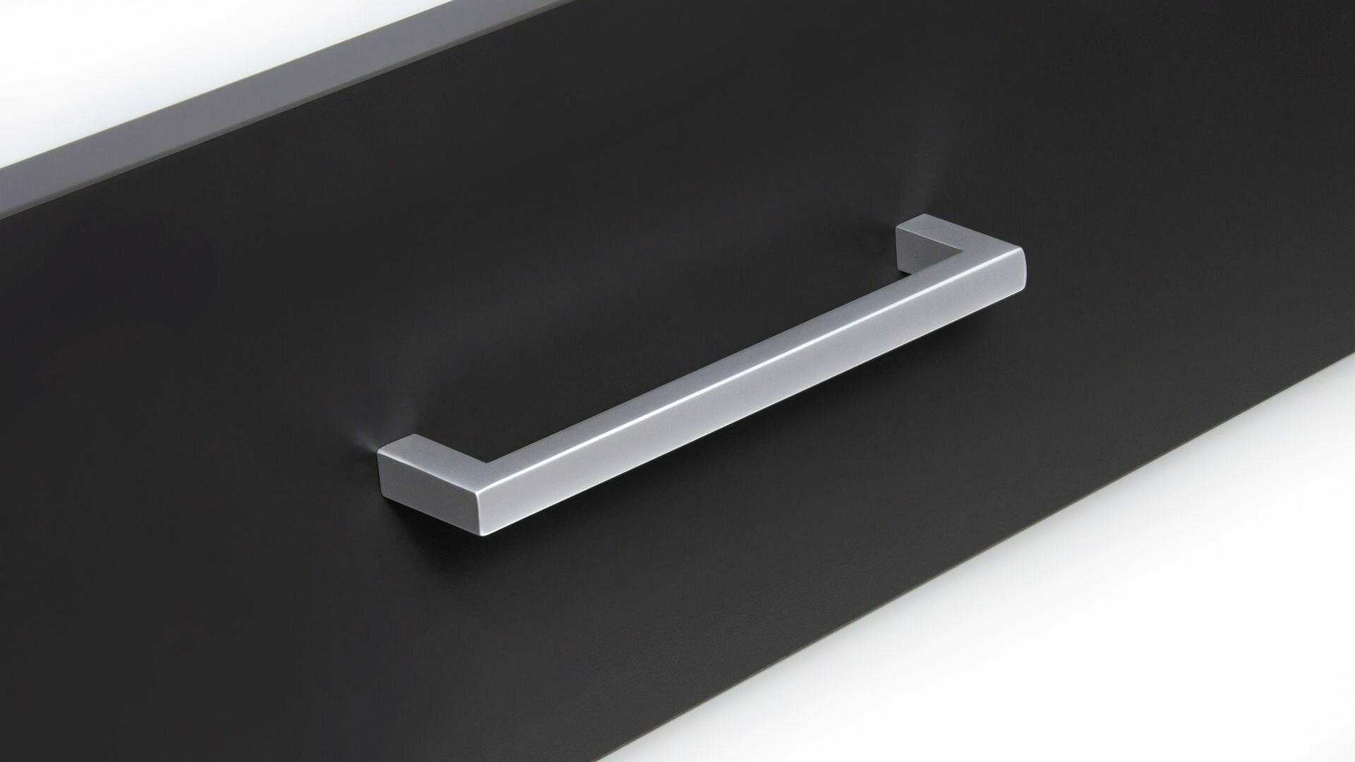 Мебельная ручка Boyard QUADRA RS043SC.4/128