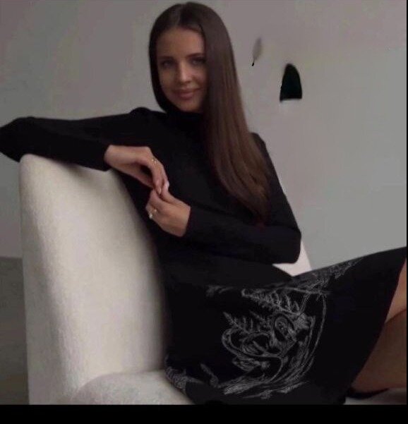 Платье Женское трикотажное платье-мини "Классика"