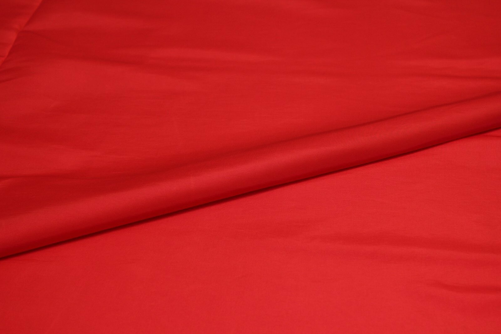 Ткань Тафта красная, ш147см, 0,5 м