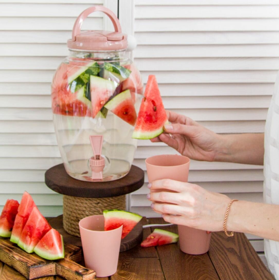 Лимонадник 4,75л пластик противоударный + 4 стакана в комплекте