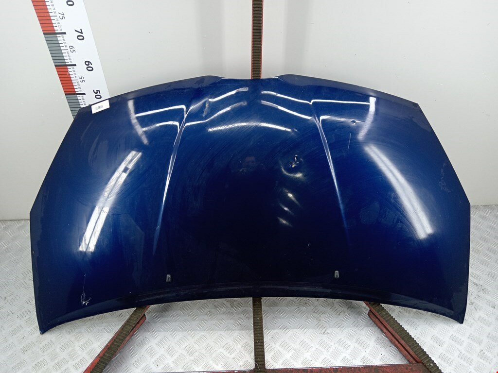 Капот Toyota Corolla Verso 2 533010F010 арт. 1963422