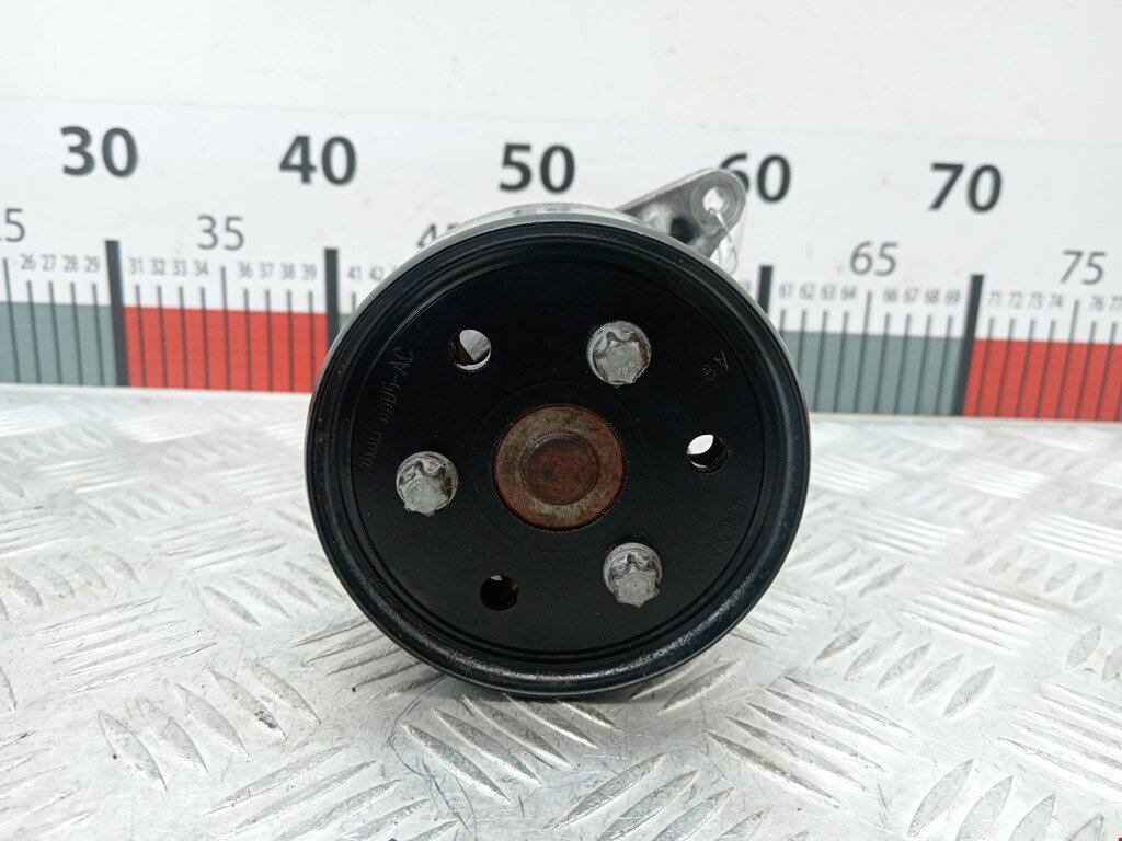 Насос водяной (помпа) Jaguar XF (X250) арт. 2044777