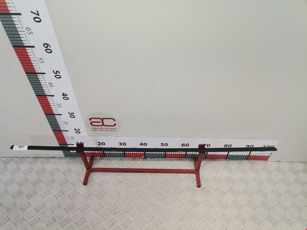 Накладка декоративная (молдинг) стекла двери задней левой BMW X5 (E70) 51357136975 арт. 1933017