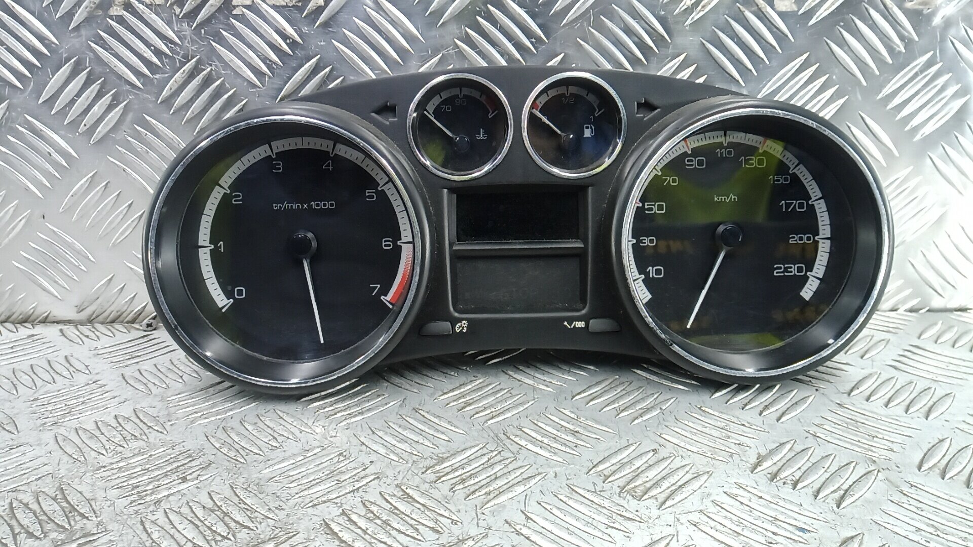 Щиток приборов PEUGEOT 308 1, Номер 554001550312, TNC00ACBJ