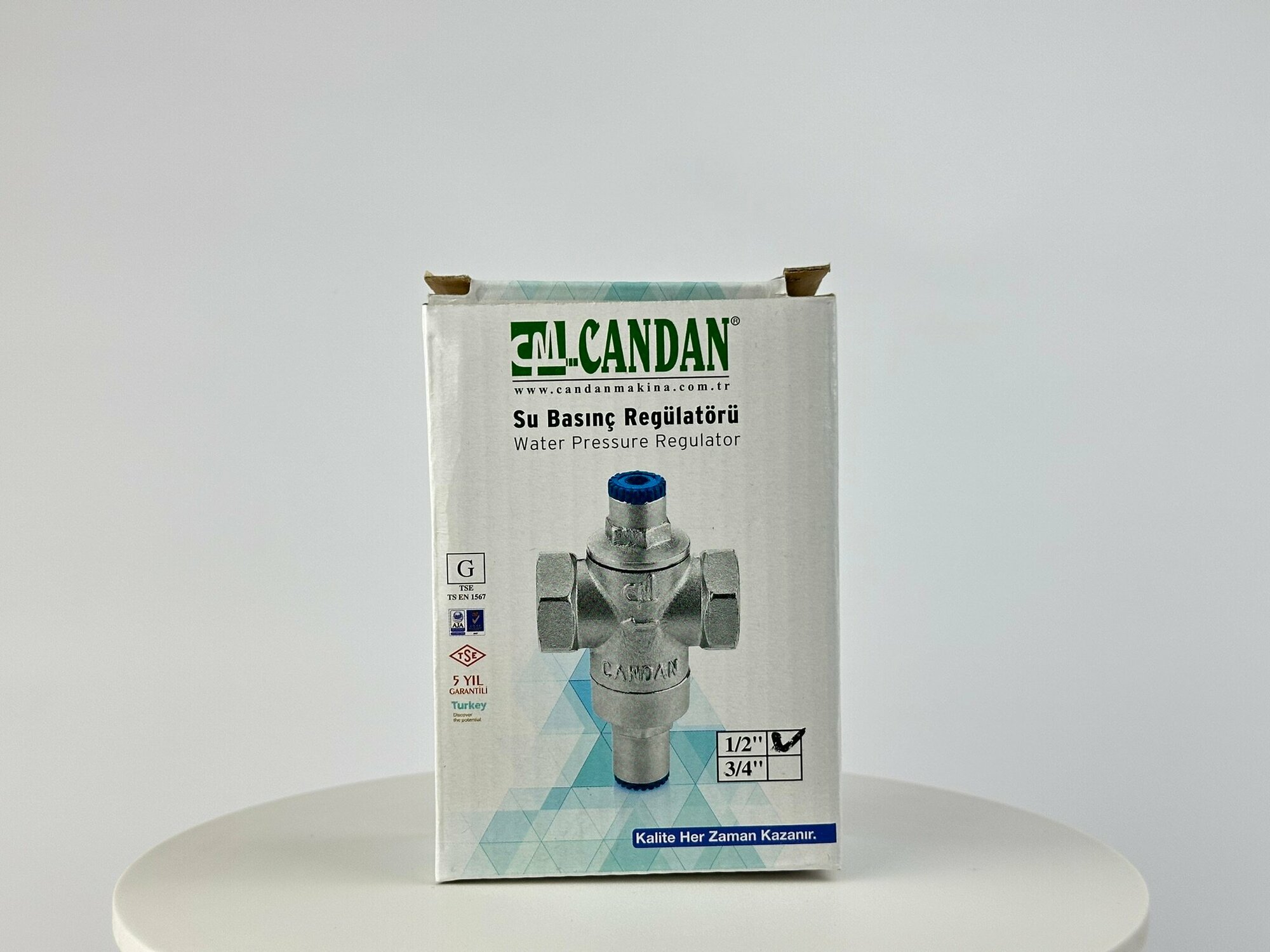 Редуктор давления поршневой под манометр 1/2" Candan CM-3551