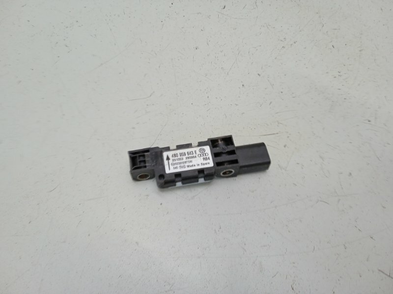 Б/У Фольксваген Туарег, Audi A3 [8P1] 2003-2013 Audi A3 [8PA] Sportback 2004-2013 Audi A6 [C5] 1997-2004 Audi A8 [4E] 2002-20...