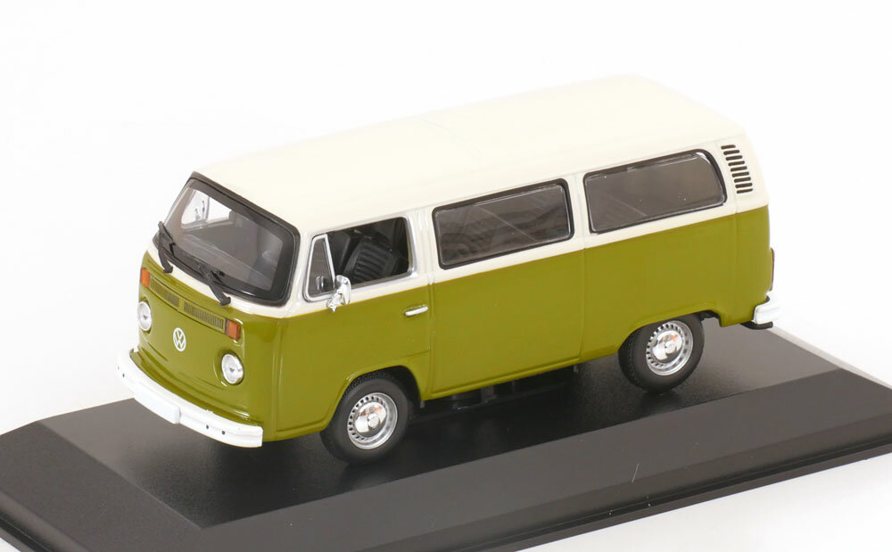 Модель коллекционная MAXICHAMPS Vw volkswagen T2 bus 1972 green/white