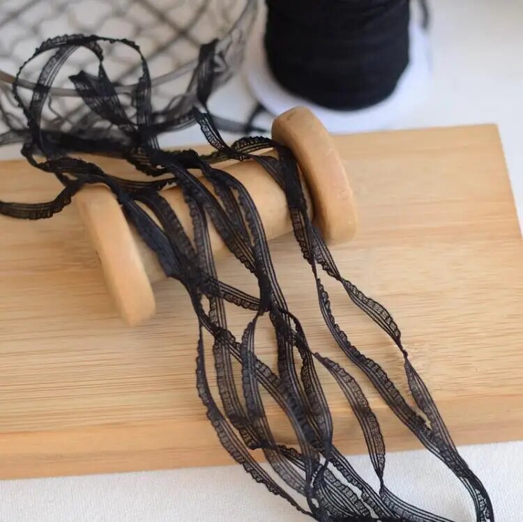 FINEFANTESYER Эластичная кружевная бейка черная белая 6мм 5 метров черный