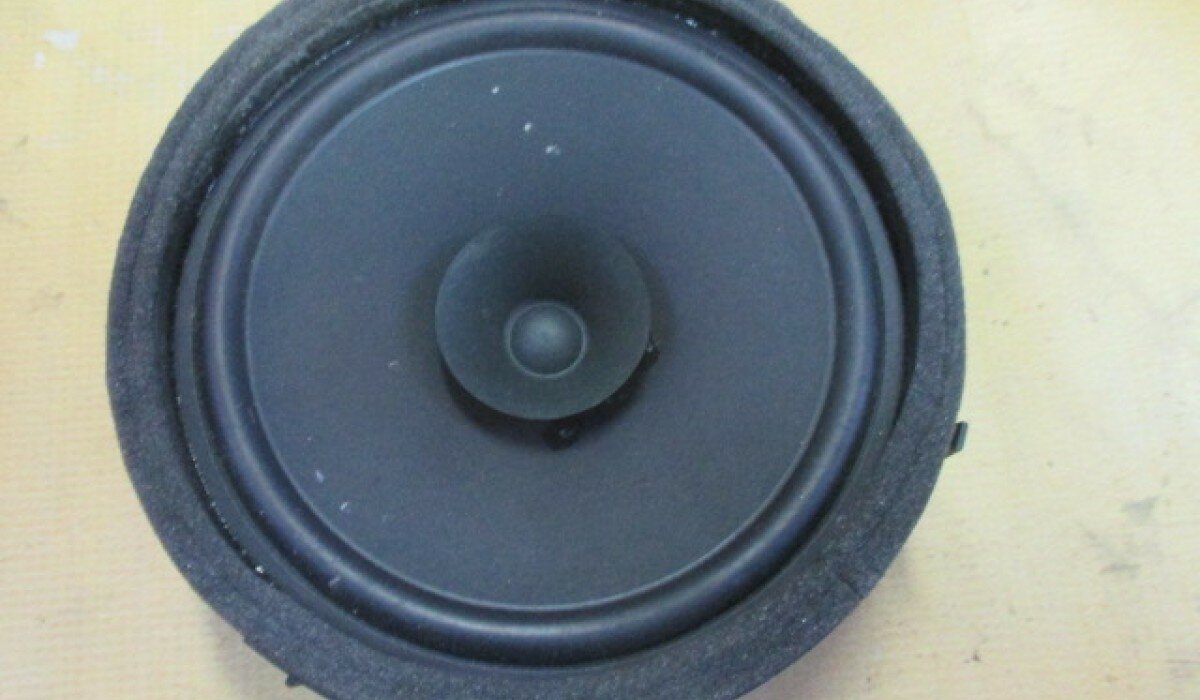 Динамик Lancer (CX,CY) Mitsubishi 8720A147