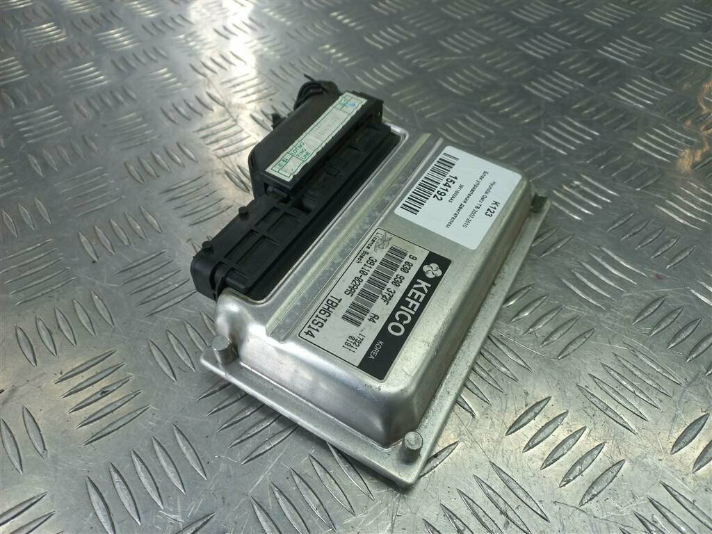 Блок управления двигателем Б/У для Hyundai GETZ I (2002—2005) I рестайлинг (2005—2011) 3911002AA5