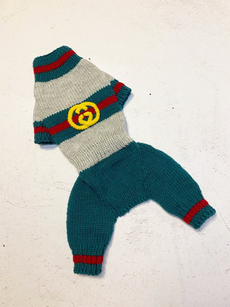 Вязаный шерстяной комбинезон Lux для собак малых пород (Handmade) / M (ДС 29см, ОГ 33см)