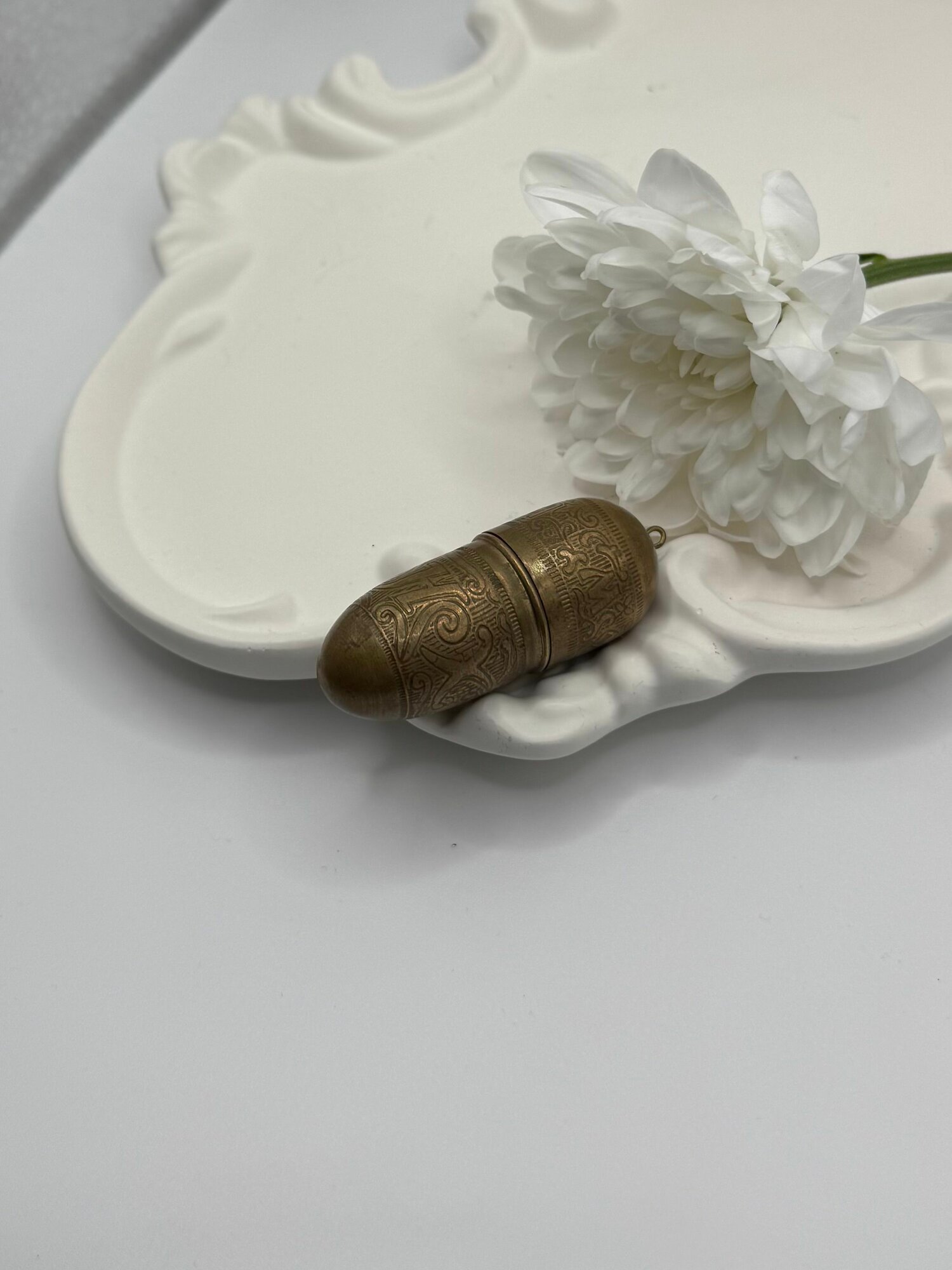 Винтажная латунная игольница ВДНХ, сделано в СССР