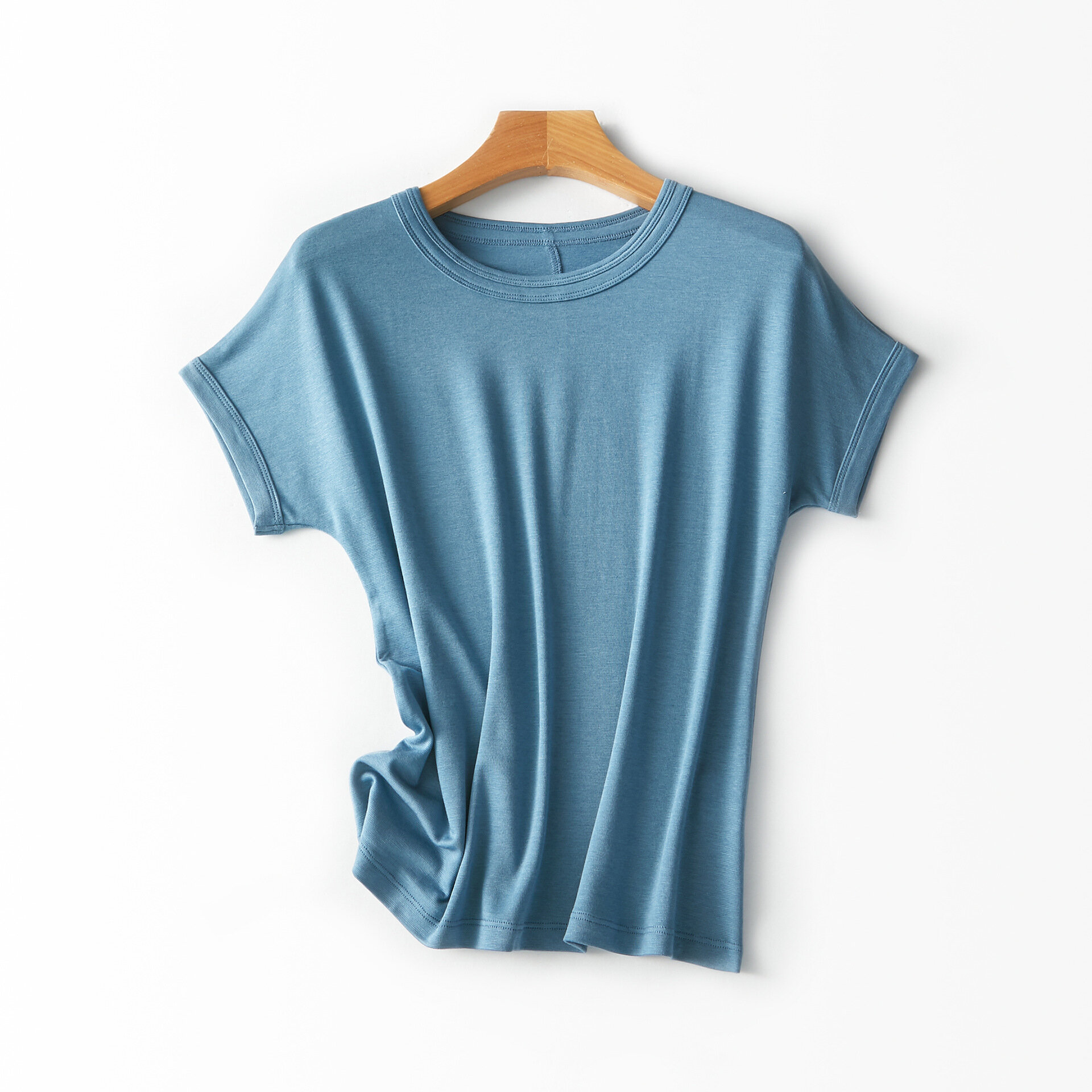 Футболка спортивная