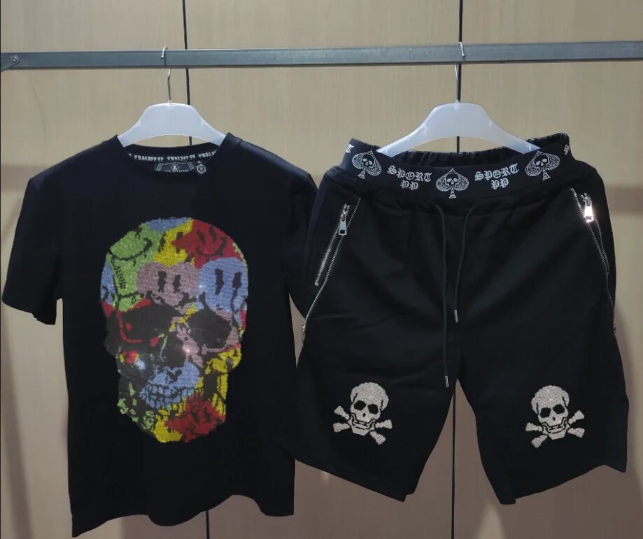 Комплект одежды