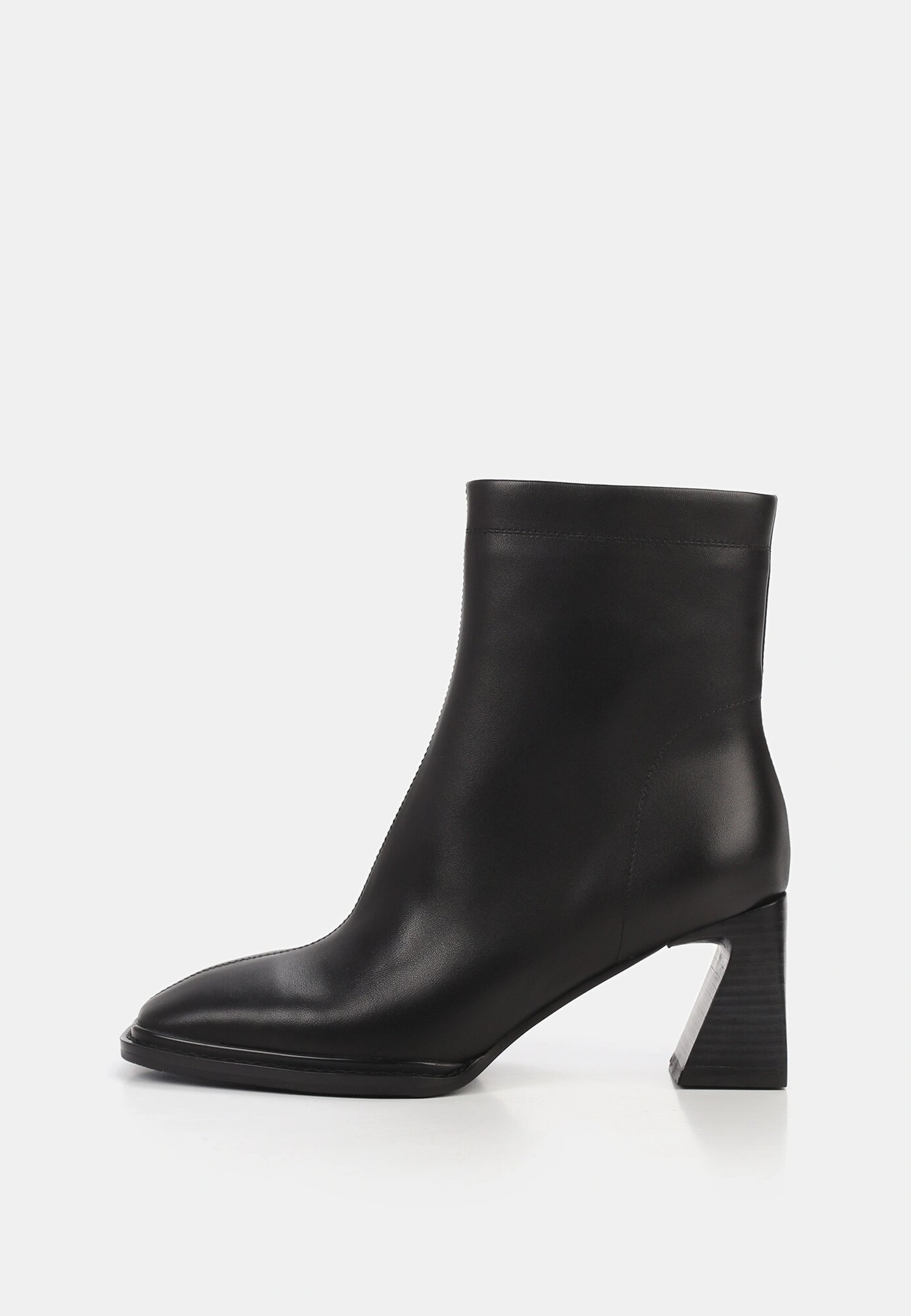 Ботильоны Leather