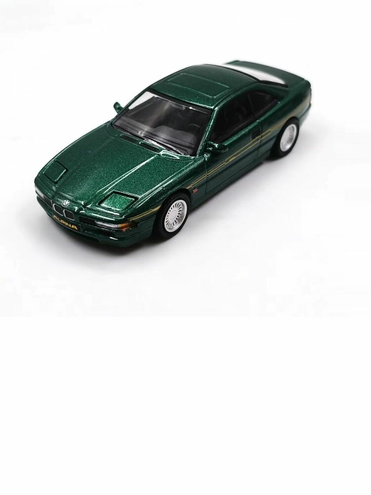 Машинка металлическая Kоллекционная модель DCT 1:64 BMW 850 CSI Series