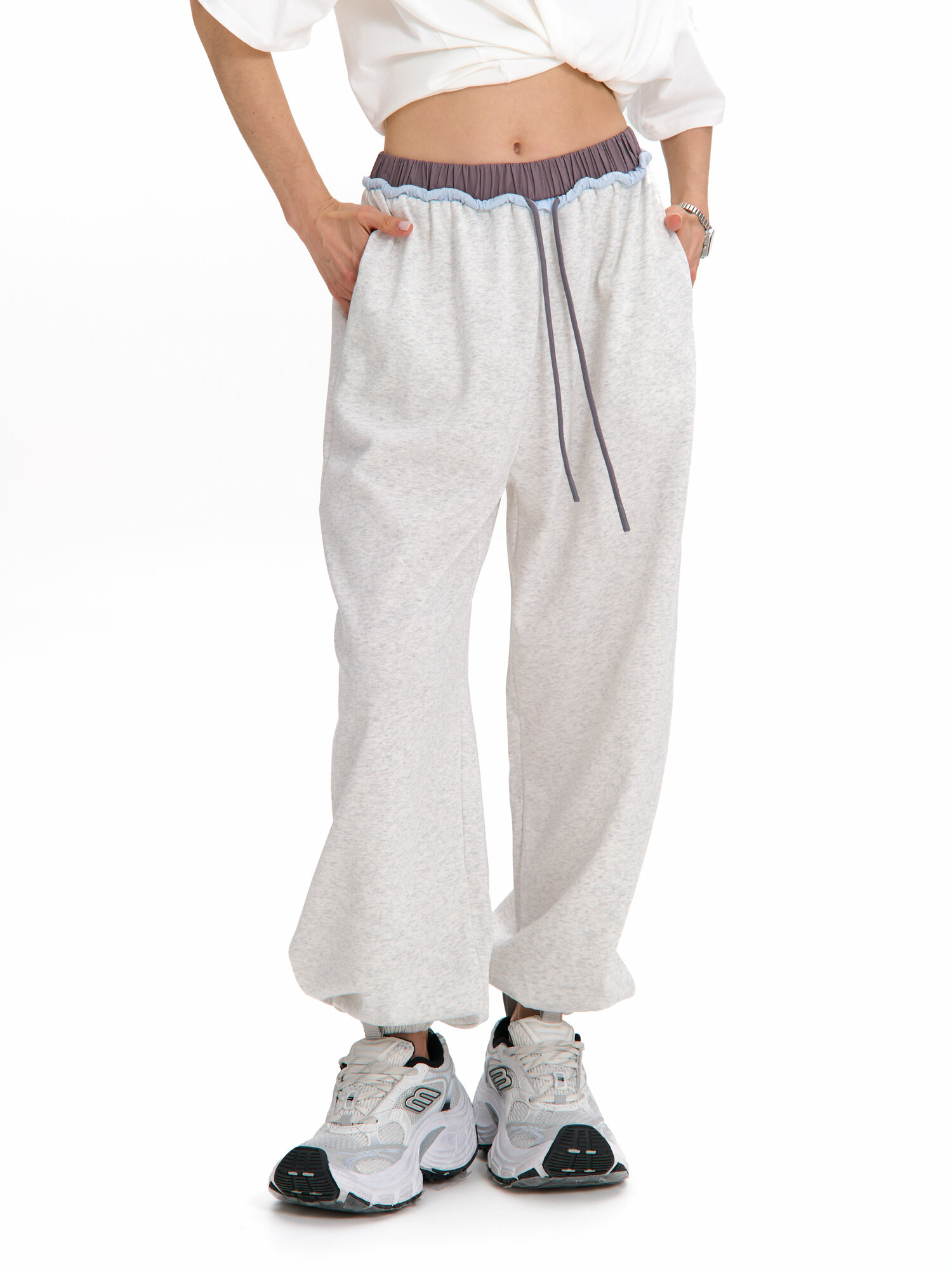 Брюки спортивные 2026