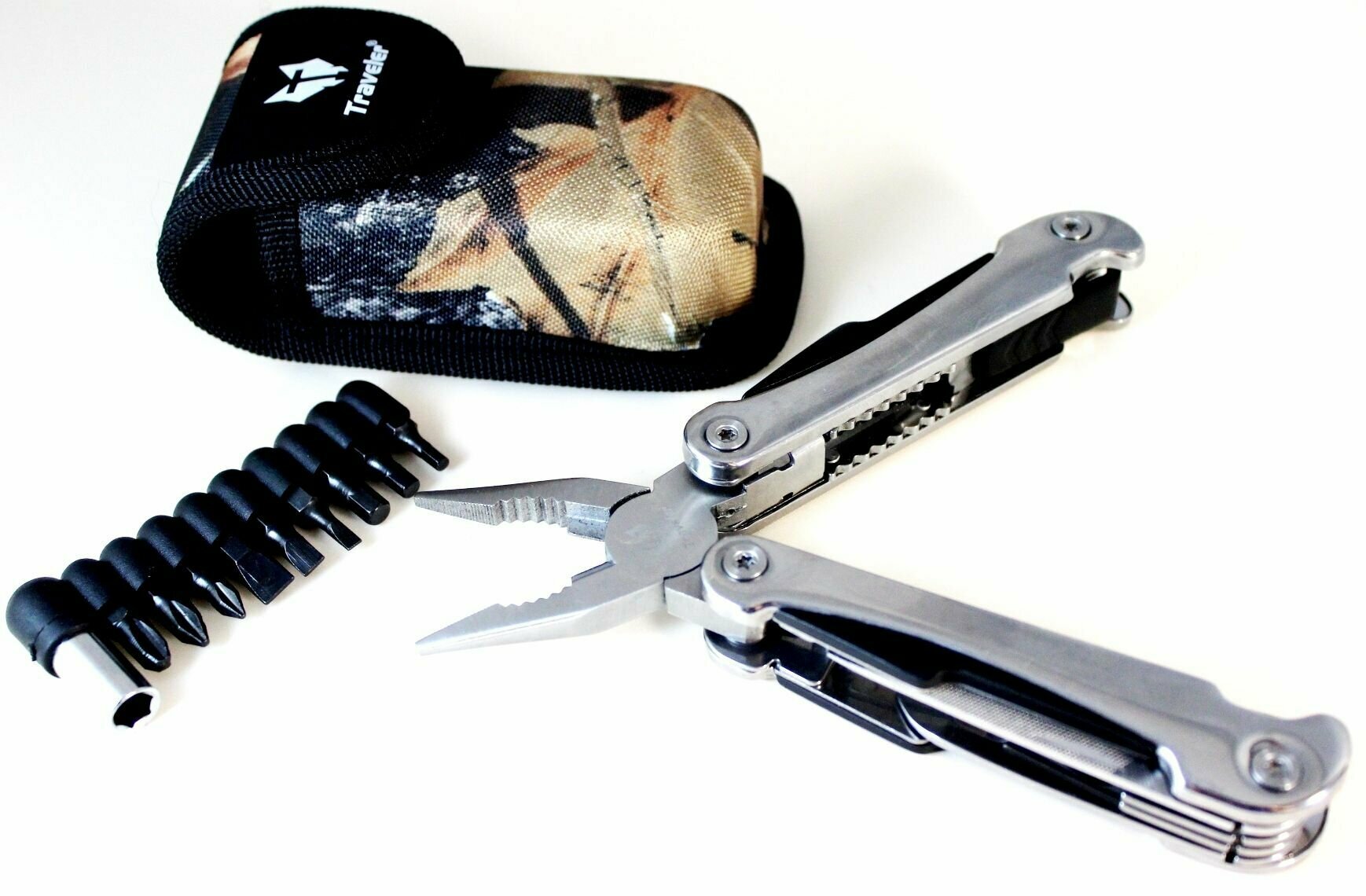 Мультитул Traveler V45