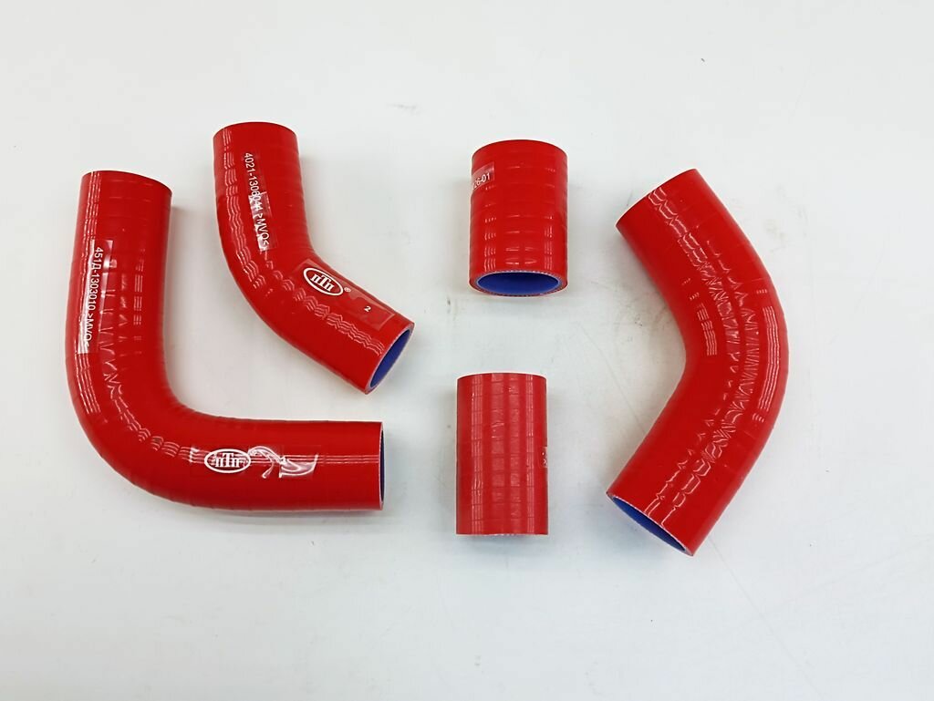 Патрубки радиатора для а/м УАЗ 452, 469 для двигателя 4218 (комплект из 5-ти шт.) силикон 4 слоя