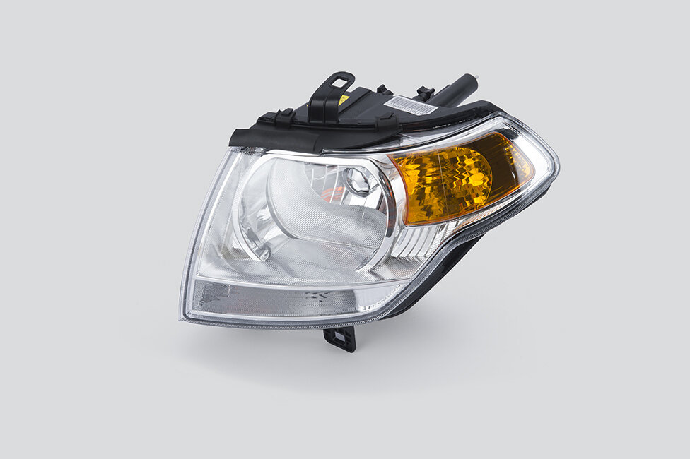 Фара левая (для автомобиля уаз профи) УАЗ 236000371101100