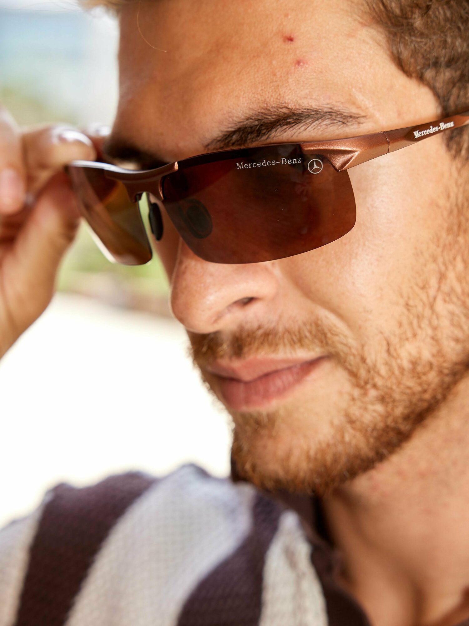 Солнцезащитные очки