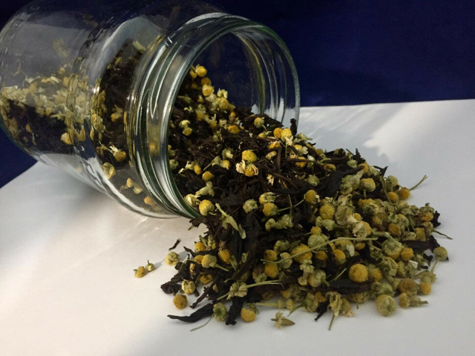 Чёрный чай с ромашкой 100гр