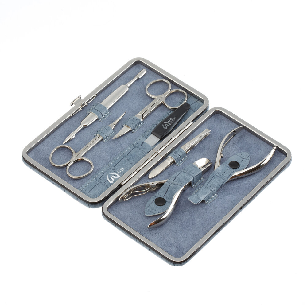 Маникюрный набор GD, 7 предметов, футляр искусственная кожа, фактура крокодил, цвет серо-голубой (2172GBCR)