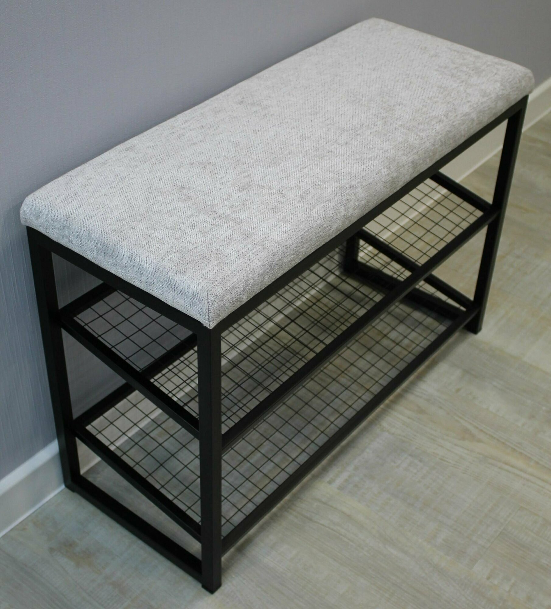 Обувница с мягким сиденьем "Энни" / 75х30х52см / черный каркас - светло-серый шенилл