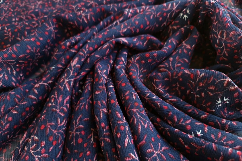 Ткань вискоза для шитья крэш шифон с барбарисом, ширина 1.32 м