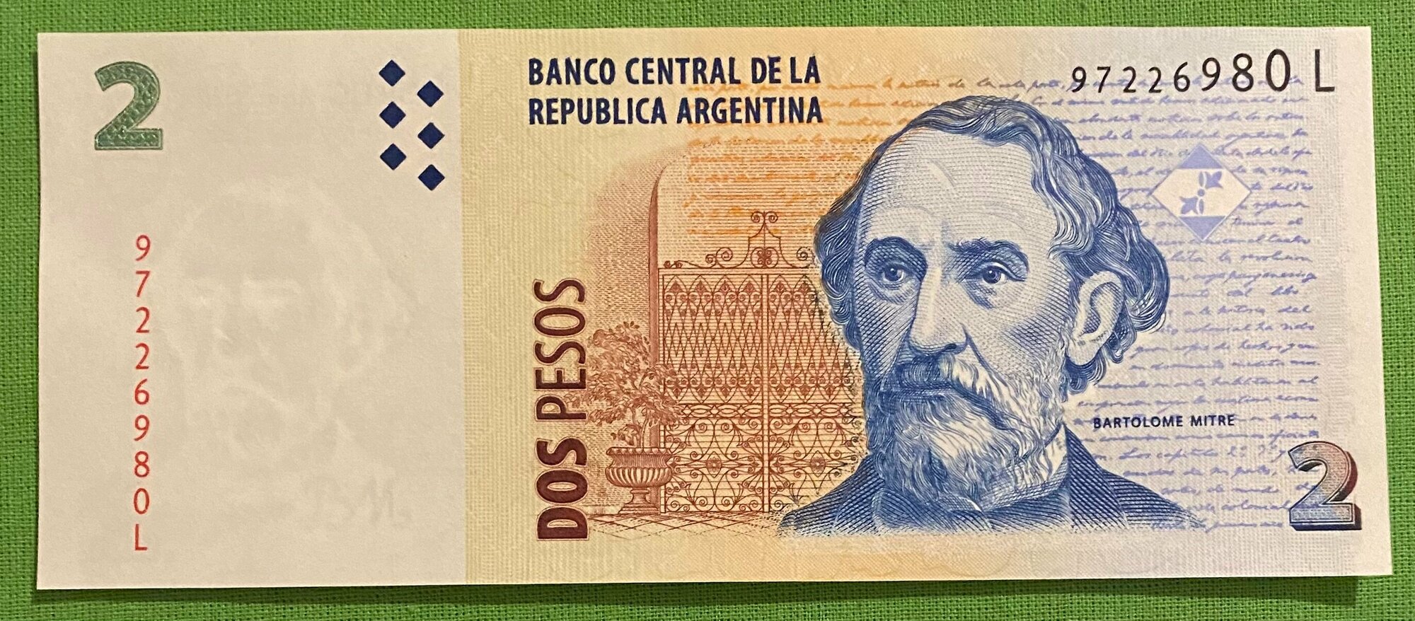 Банкнота Аргентина 2 песо 2010-2014 гг UNC