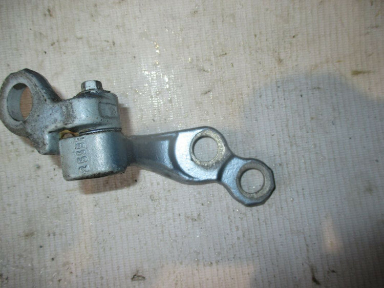 Петля двери задней левой 5012218 3M51R26811AE-Y нижняя Форд Фокус 2 Серо-Голубая