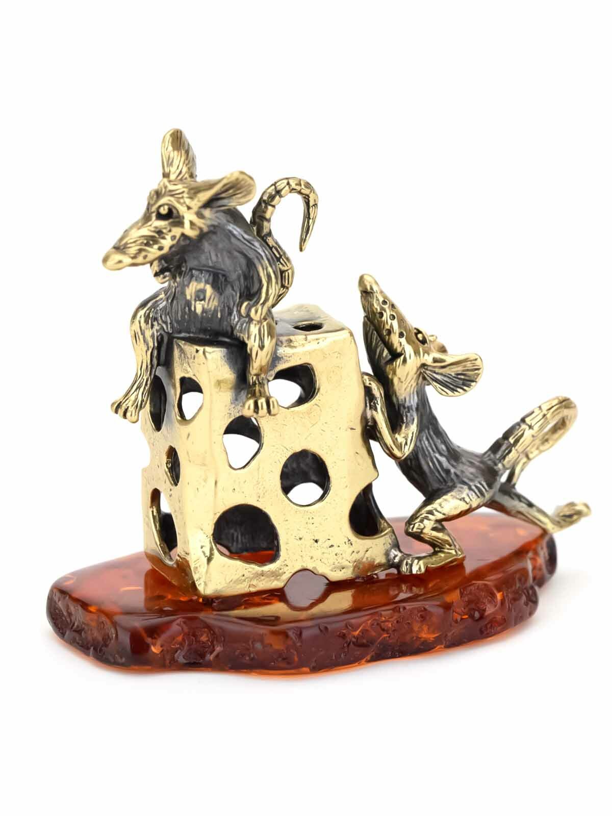 Сувенирная фигурка - Мыши похитители сыра, Балтийский Янтарь, 5,5 см