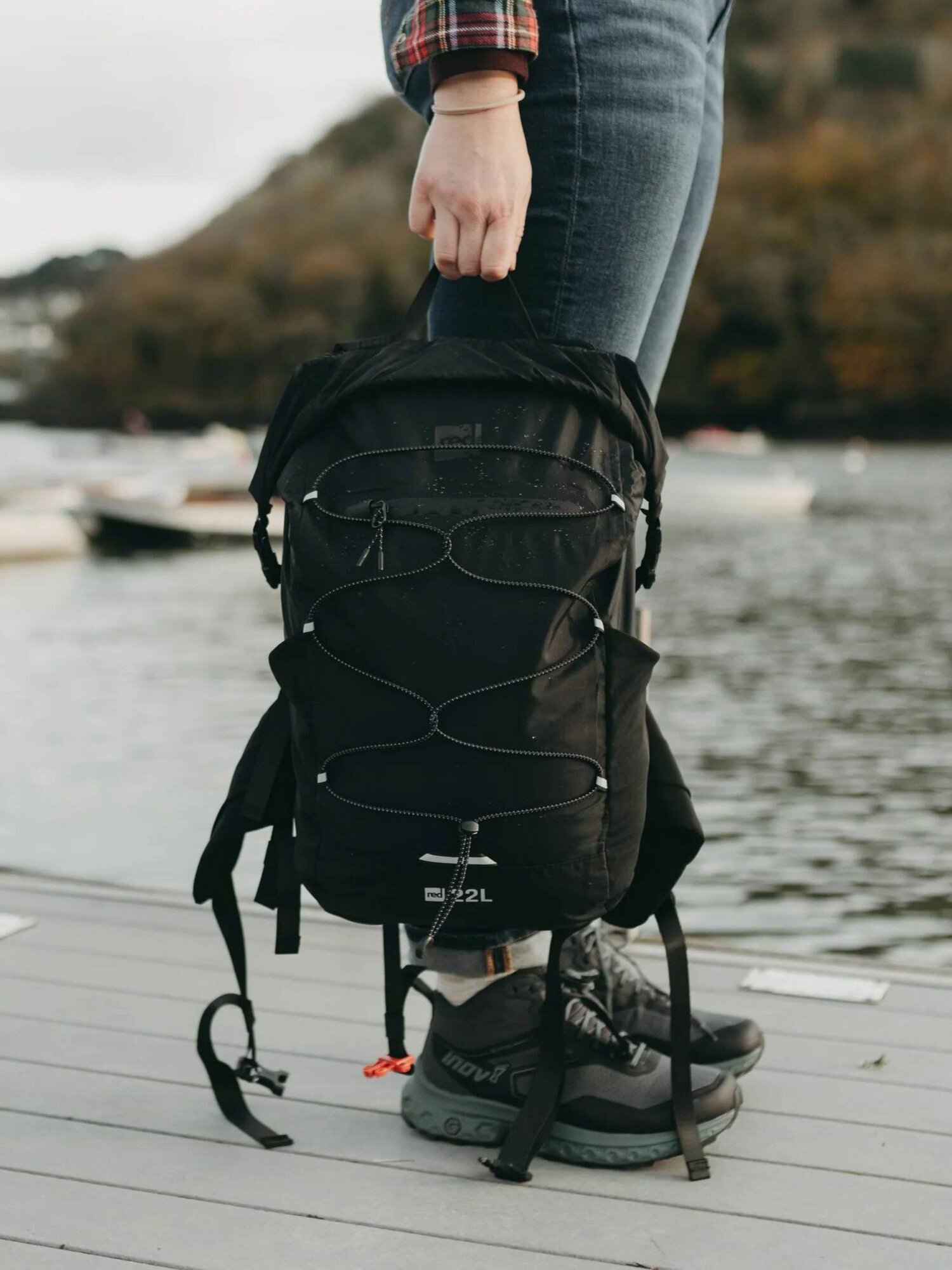 Рюкзак непромокаемый легкий RED PADDLE Lightweight Waterproof Backpack 22L черный
