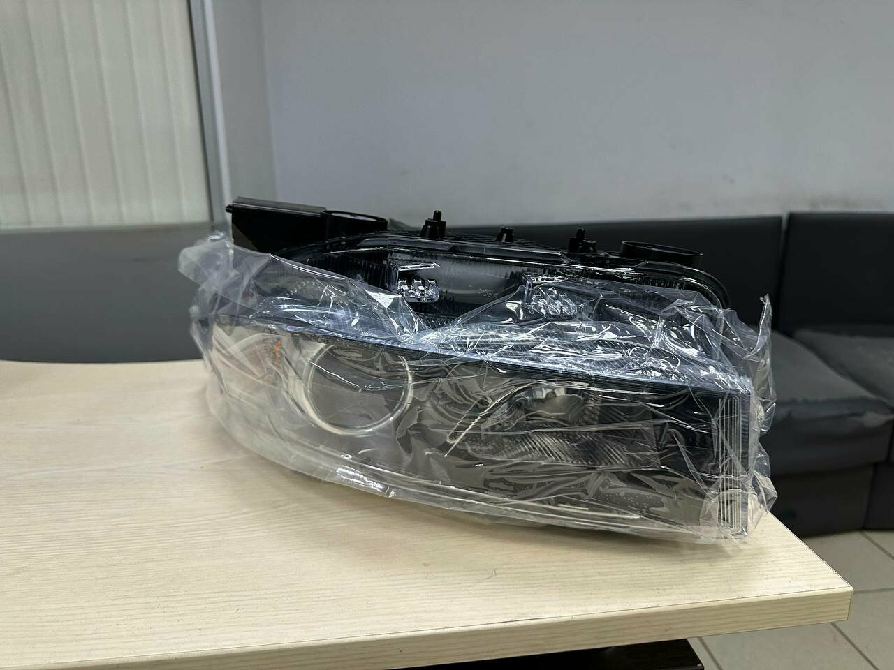 Оригинальная передняя левая фара CHERY Tiggo 3, артикул - (T11-3772010CA)