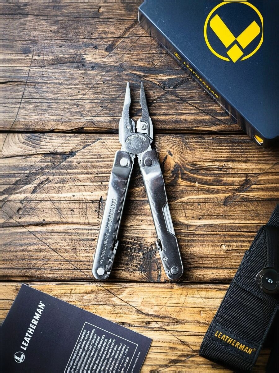 Мультитул Leatherman Super tool 300 Stainless 831148, 19 инструментов, серебристый — фото 1
