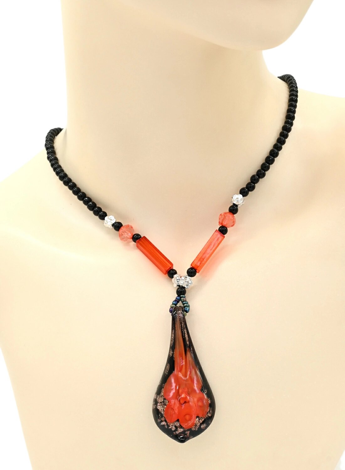 Бусы, муранское стекло