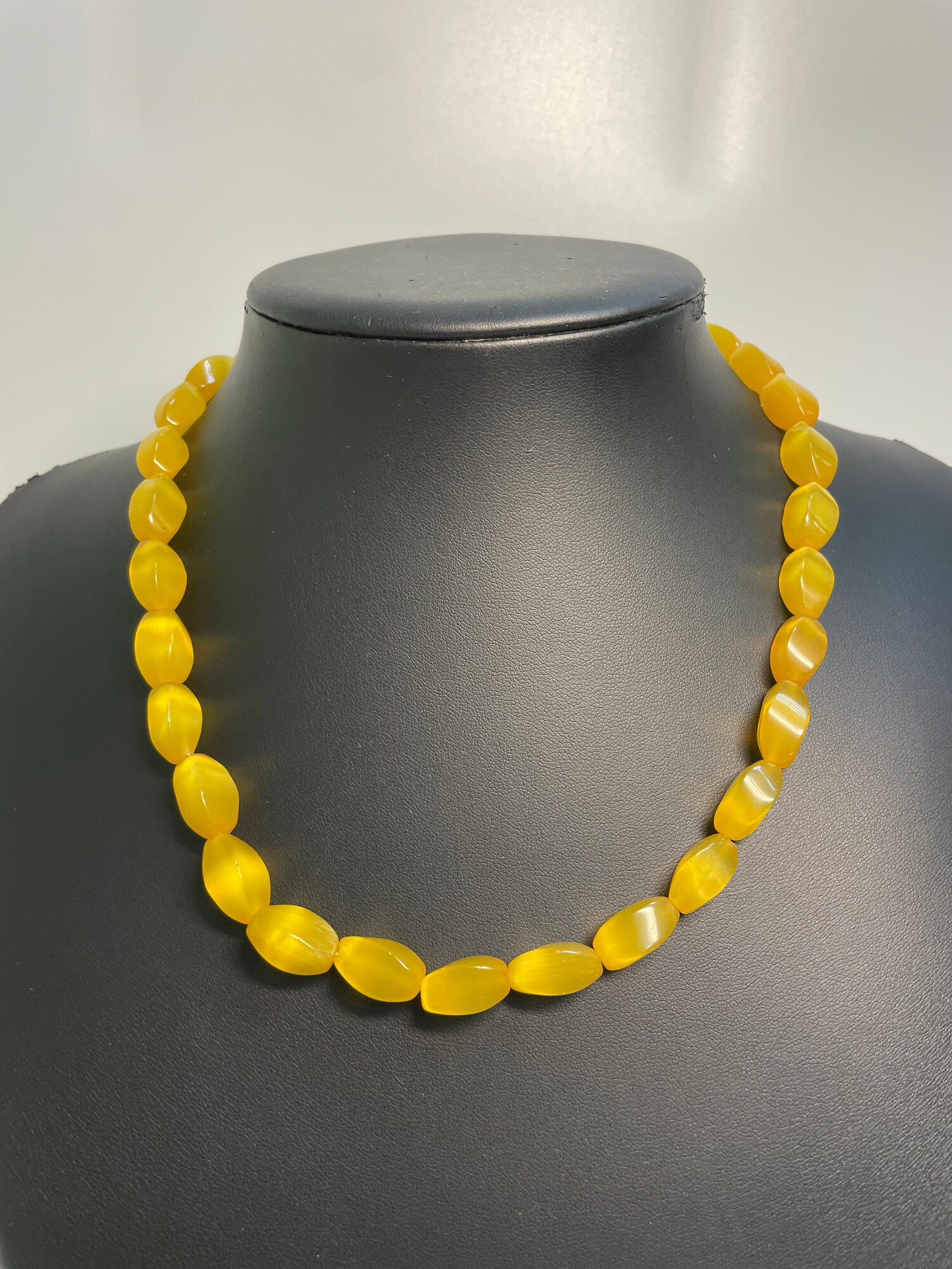 Винтажные бусы стекло, времен СССР, длина 50 см.