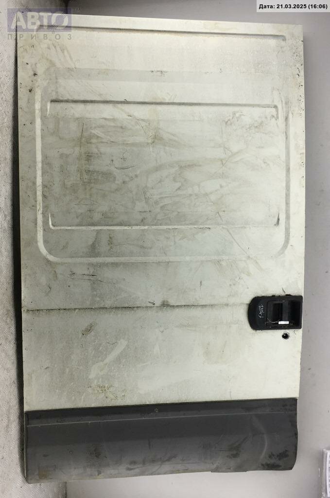 Дверь сдвижная правая Iveco Daily (2000-2006)