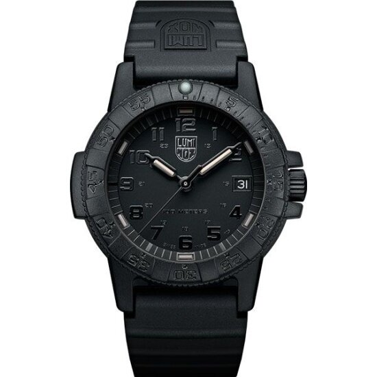  Luminox