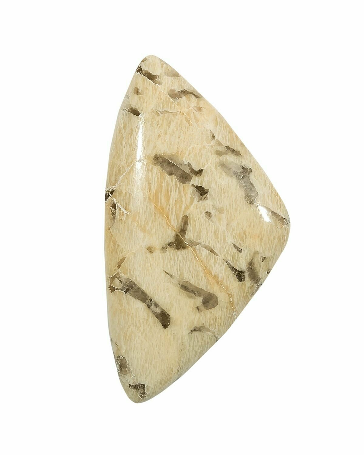 Кабошон из пегматита размером 41х22х5 мм.